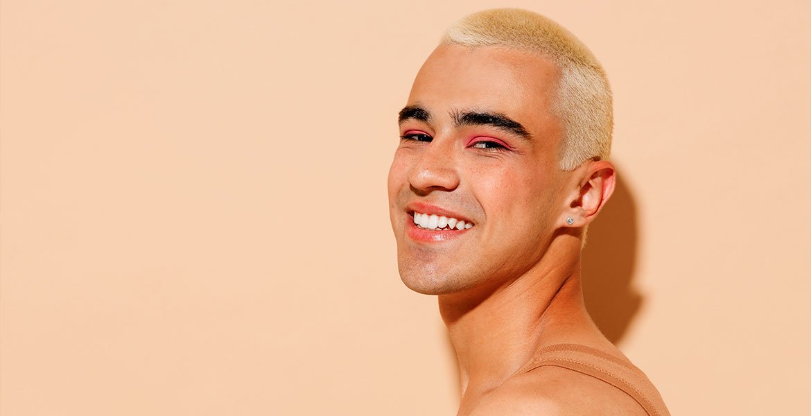 Nevou ou loiro pivete? Saiba tudo sobre esse tipo de cabelo masculino