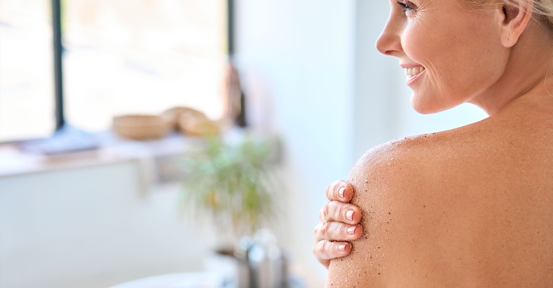 Esfoliante corporal: para que serve e quais benefícios?