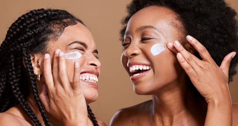 Protetor solar rosto: Entenda a tripla proteção solar