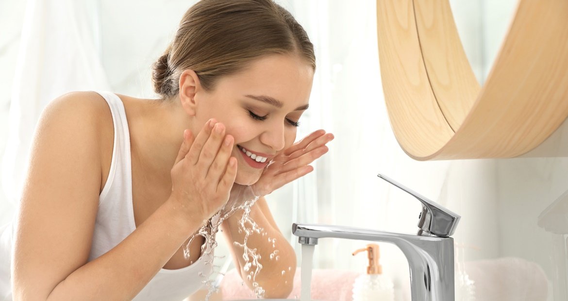 Cravos no rosto: o que são, como surgem e como tratar? | L'Oréal Paris